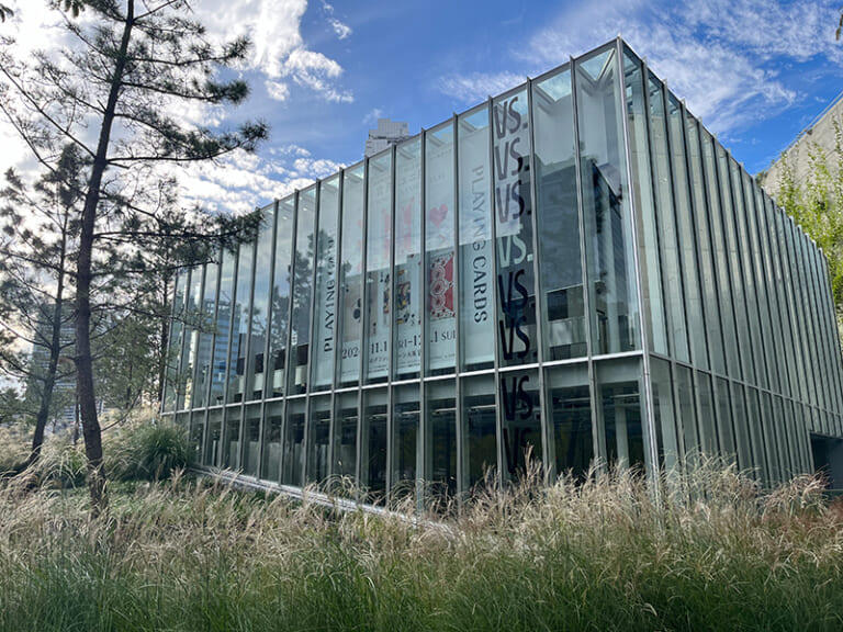 吉田ユニが作る54枚のトランプ【グラングリーン大阪「VS.」】 - Sfumart